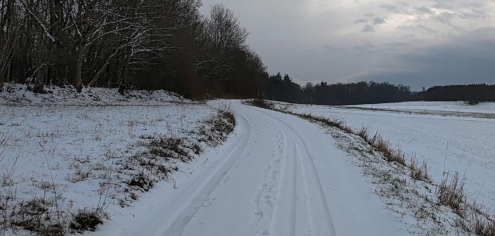 Erster verbreiteter Schnee zur Monatsmitte denkbar - Unwetter24.net